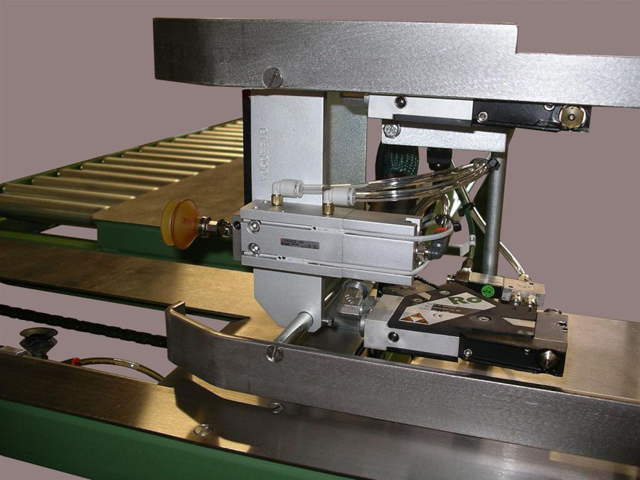 Heavy Duty Cartoner. Heavy Duty Carton Closer